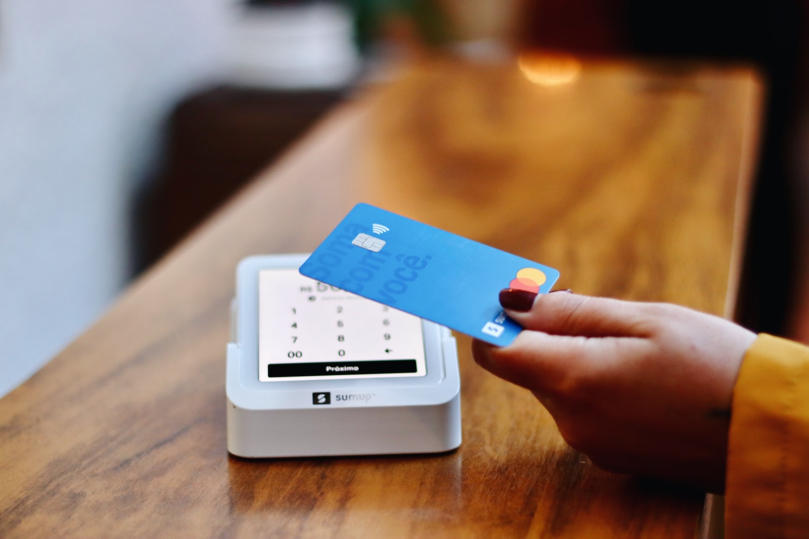 What are Contactless Cards? - InvestGlass